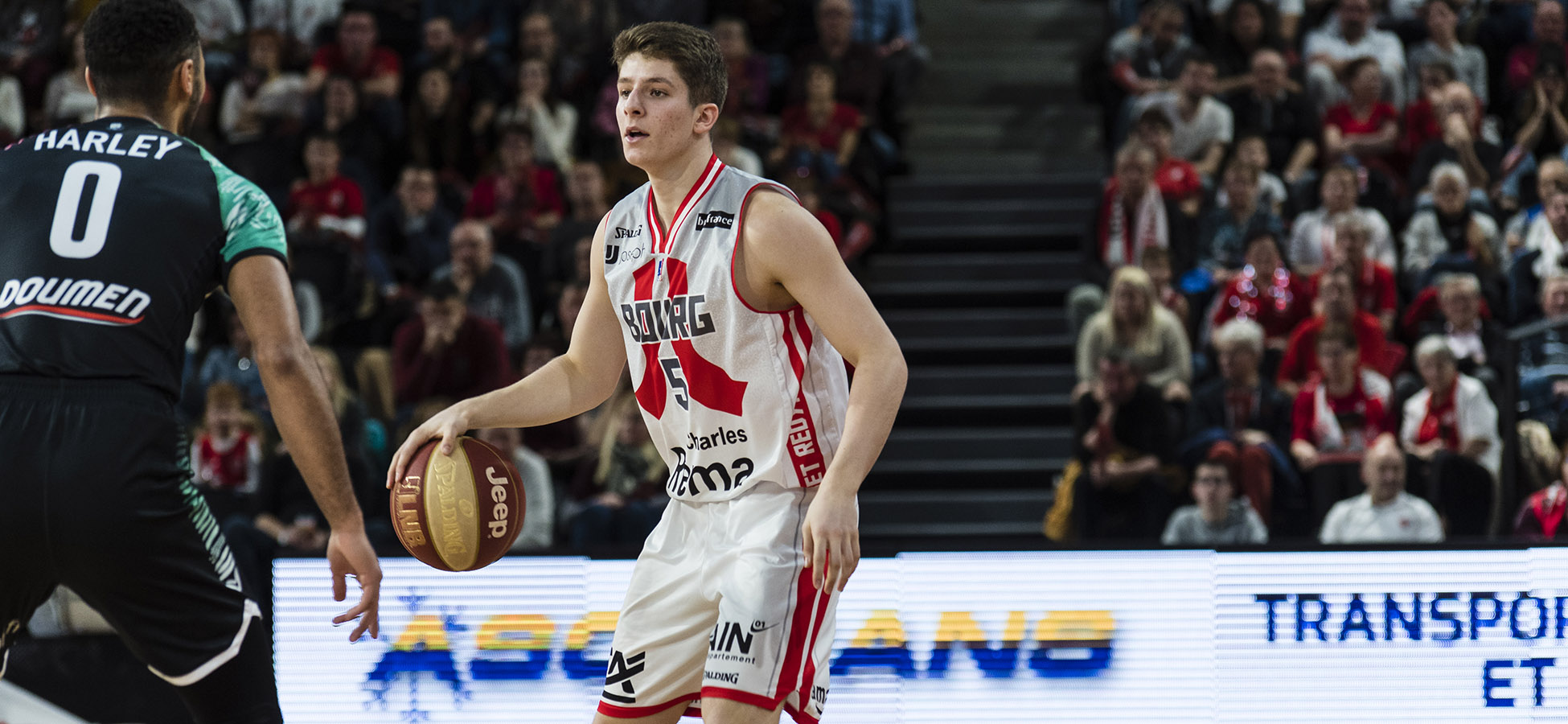 Hugo Benitez, trois ans de plus ! - JL Bourg Basket