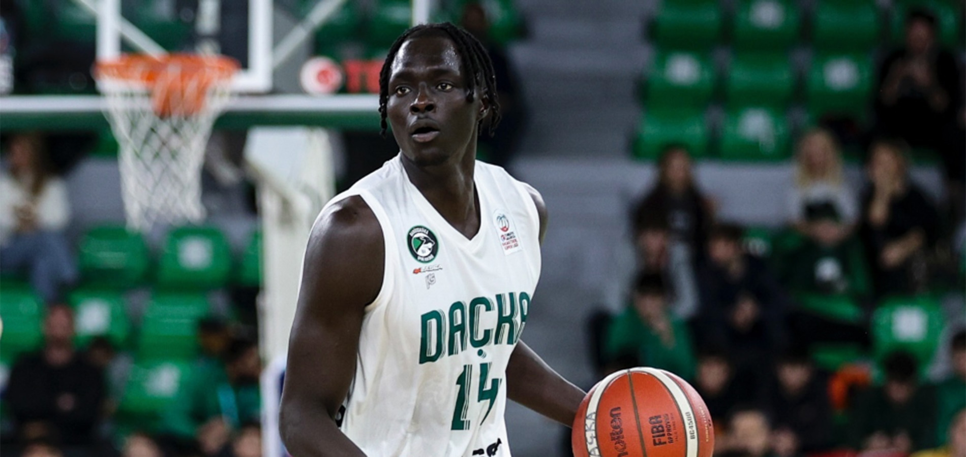 Both Gach, de la taille et du peps dans les ailes - JL Bourg Basket